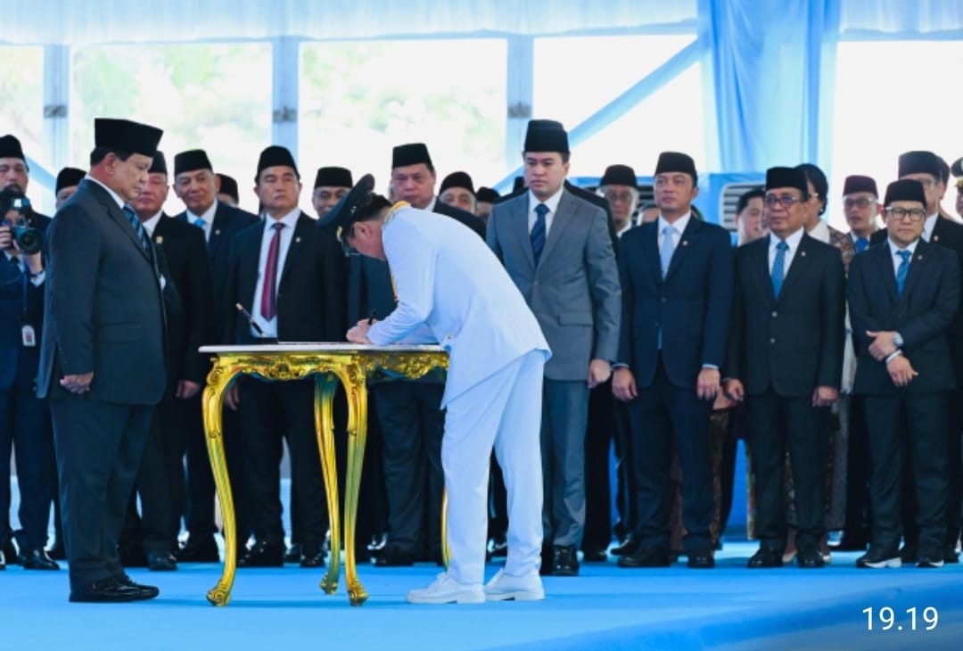 Sejarah Baru! Presiden Prabowo Lantik 961 Kepala Daerah Secara Serentak di Istana Negara ...